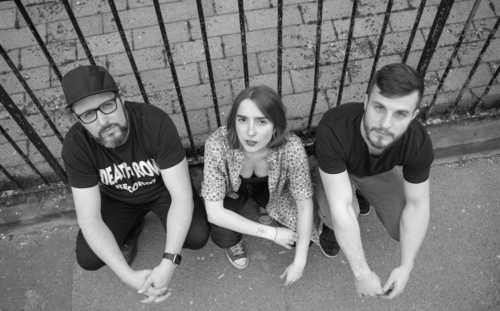 Lilly J – Anchor the Sun | Echoes And Dust